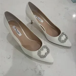 Nina | Shoes | Nina White Pointed Toe Crystal Buckle Pump | Poshmark